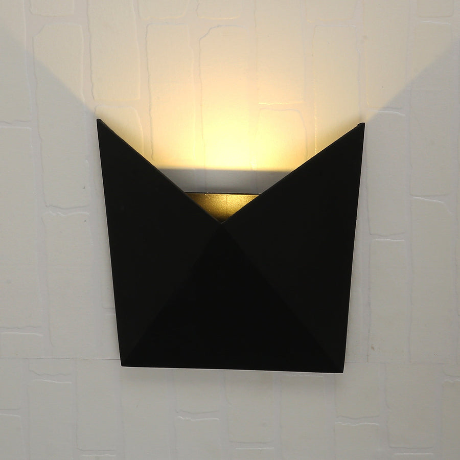 Pyramid wall light – TRONIC UGANDA LIMITED