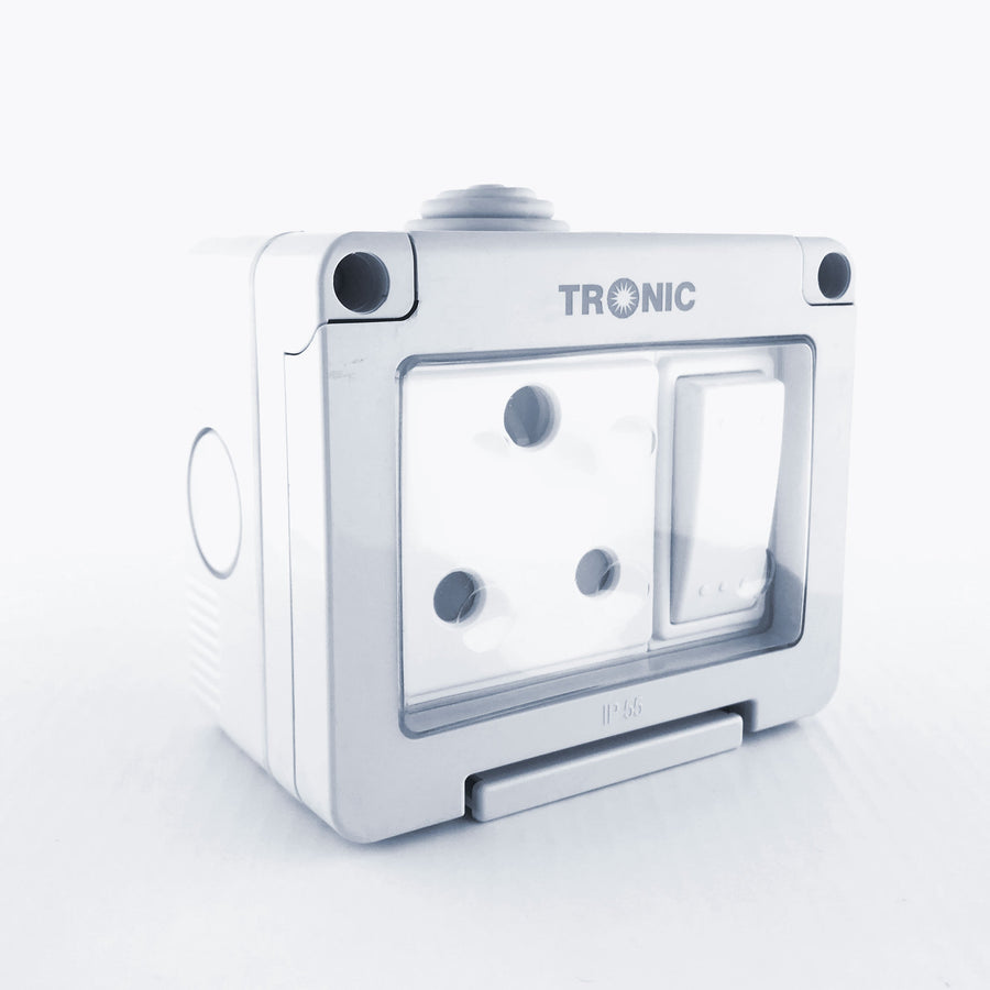 Waterproof Single Socket 15Amps – TRONIC UGANDA LIMITED