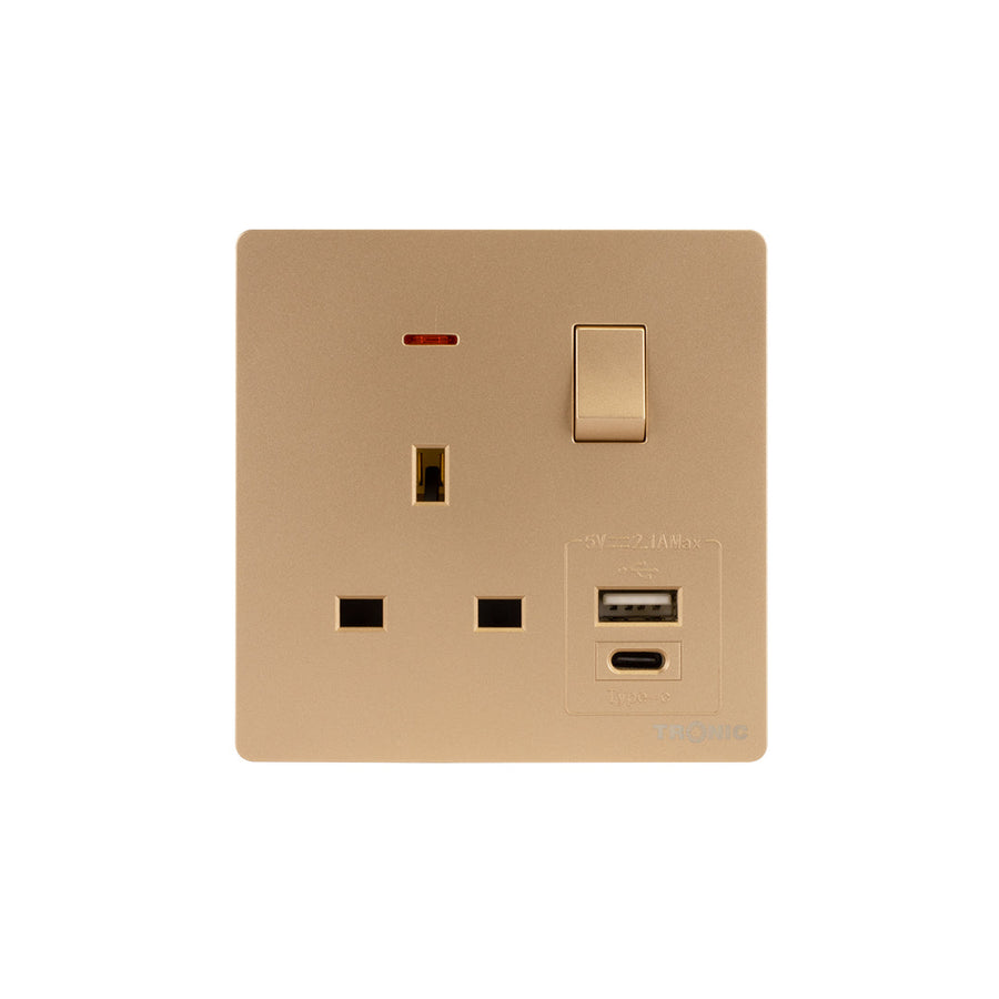 Single Switch Socket with USB + Type C – TRONIC UGANDA LIMITED